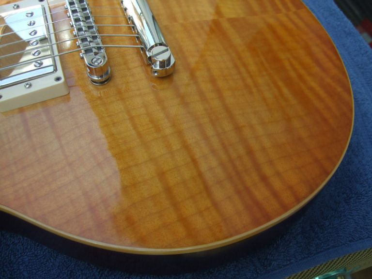 Tinted Gloss / Vintage Amber Nitrocellulose Lacquer Aerosol ...